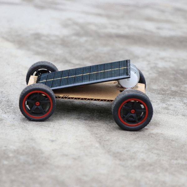 Mini saulės elektrinė: maža galia, didelis pokytis